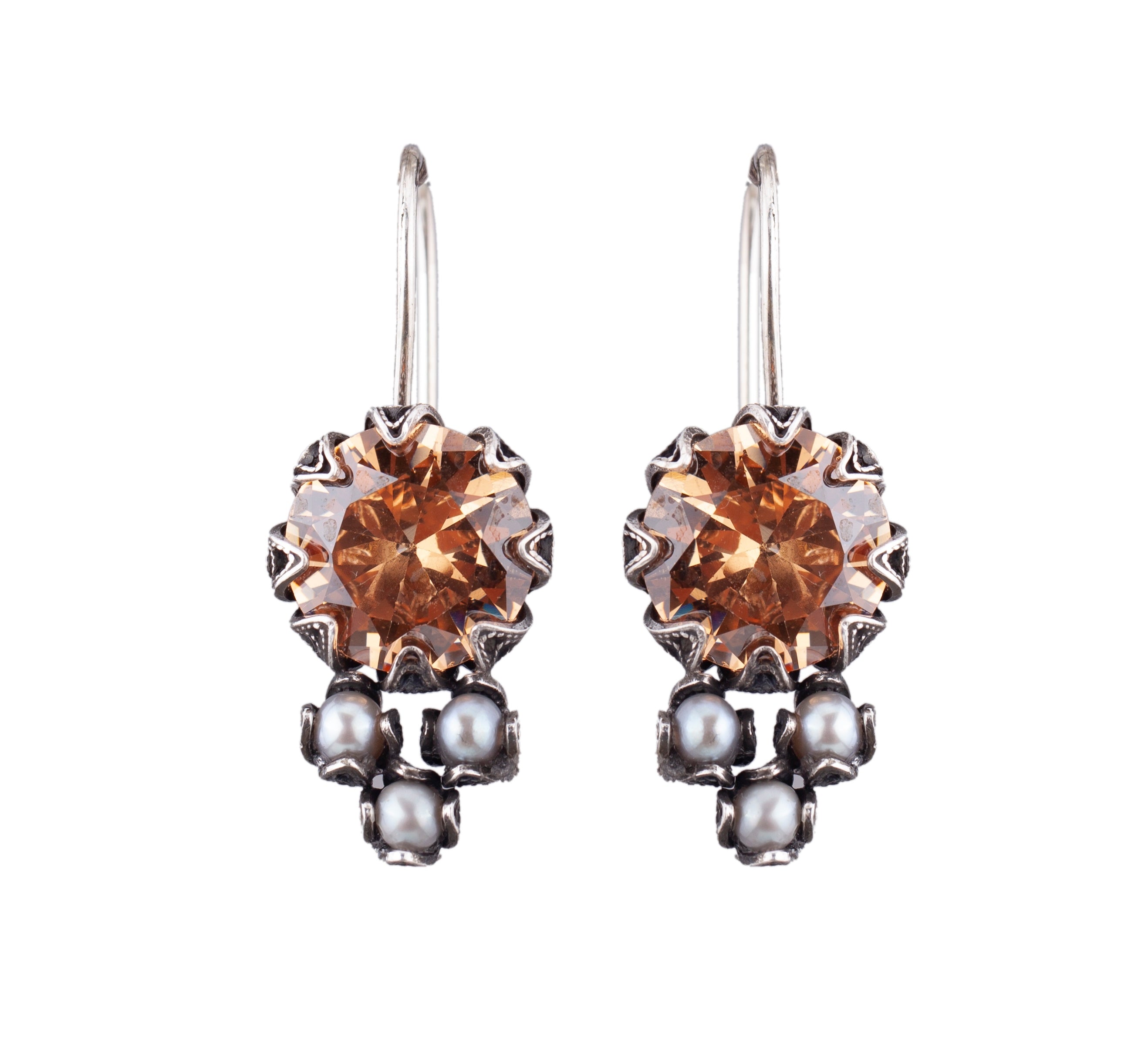 Official site of jewelry designers Yvone Christa