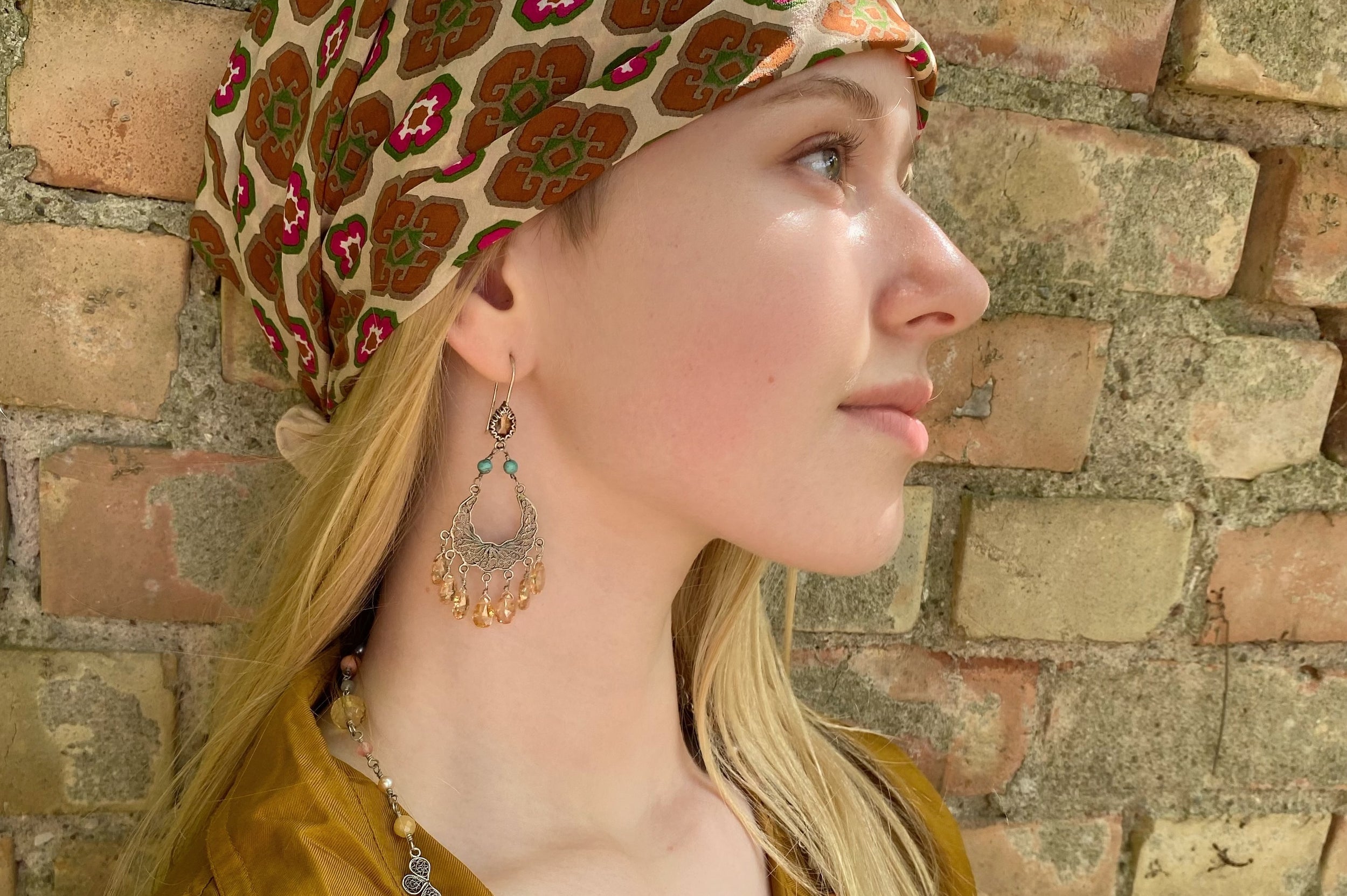 Official site of jewelry designers Yvone Christa